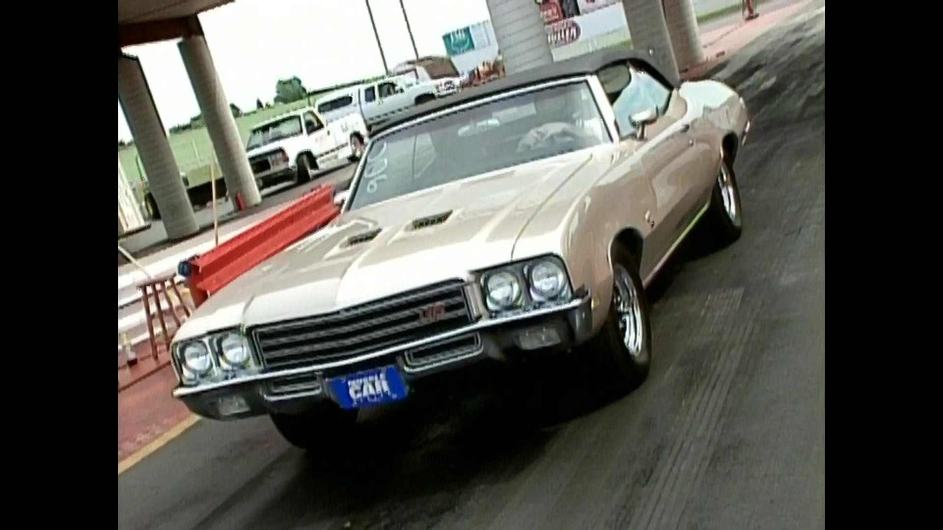 American Muscle Car Season 1 - Pluto TV